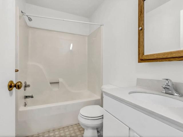 Wild Grove Apartments 702 NICC 2 Bedroom Apartment for Rent at 702 Nicc Dr, Calmar, IA 52132