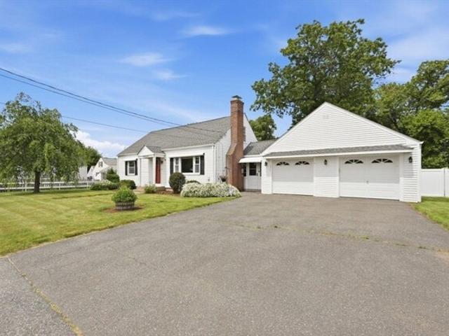 Wildermere St, Chicopee, Home For Sale