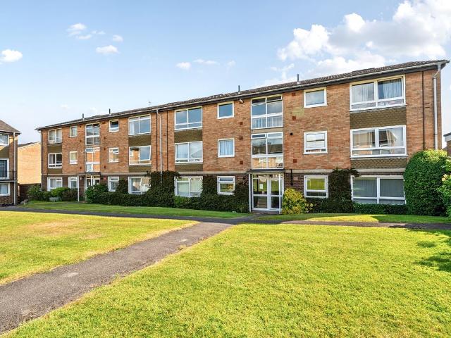 Wilderness Court, Wilderness Road, Guildford GU2, 2 bed flat to rent, £1,700 pcm | PrimeLocation