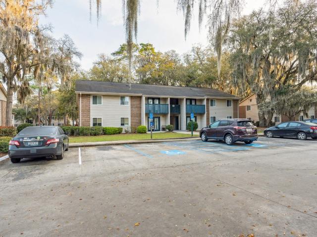 Wilderness Too 1 Bedroom Apartment for Rent at 1305 Talbird Road, Beaufort, SC 29902 Waddell Garden