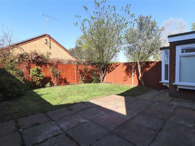 Wilders Close, Woking, Surrey, GU21