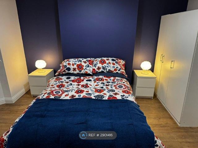 Wilderspool Causeway, Warrington WA4, Room to rent, £525 pcm | PrimeLocation