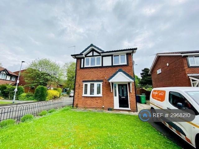 Wilderswood Close, Manchester, M20 3 bed detached house to rent £1,495 pcm £345 pw