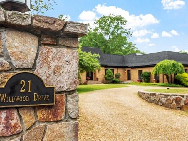 Wildewood Dr, Lynnfield, Home For Sale