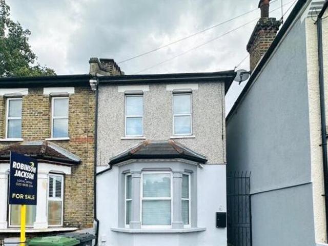 Wildfell Road, London, 3 Bedroom End