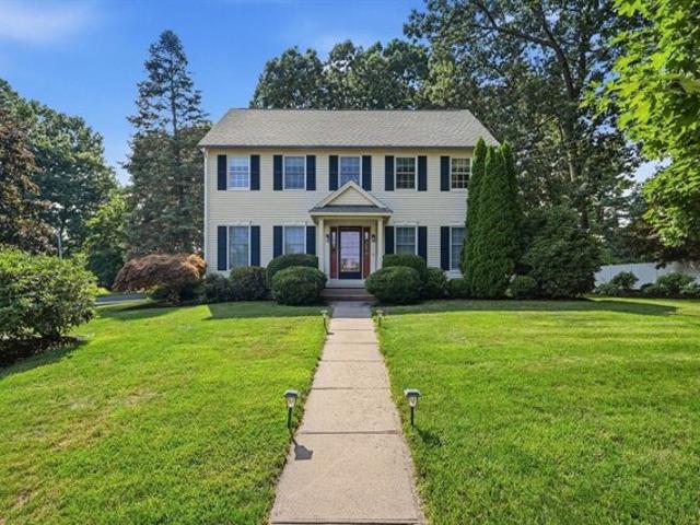 Wildflower Cir, Westfield, Home For Sale