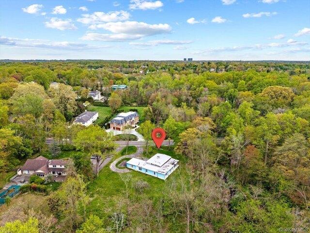 Wildwood Rd, Great Neck, Home For Sale