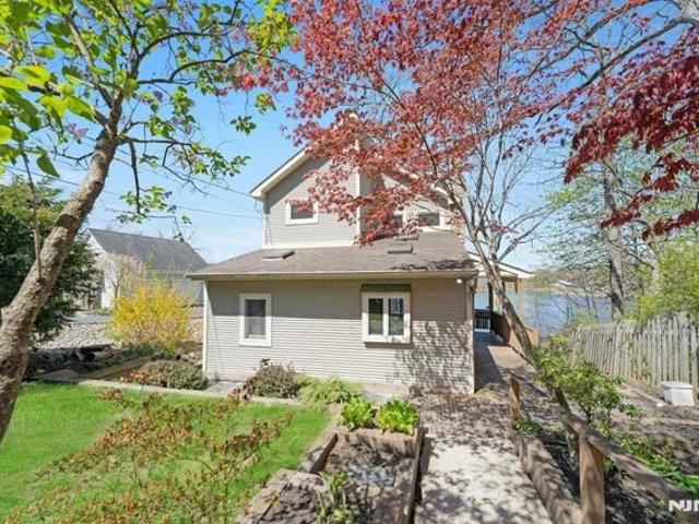 Wildwood Rd, Jefferson Township, Home For Sale