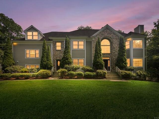 Wildwood Rd, Stamford, Home For Sale