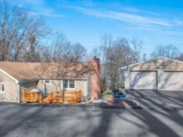 Wildwood Shores Dr, Hopatcong, Home For Sale