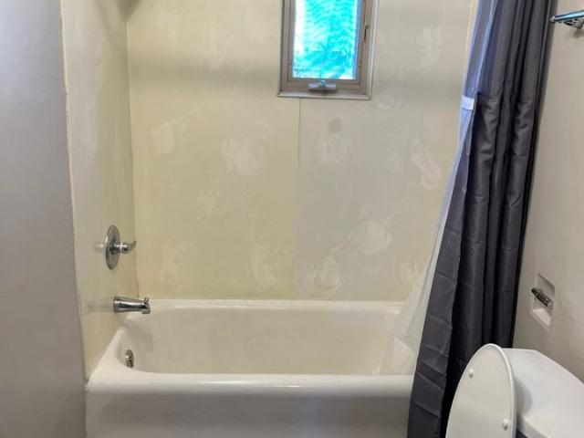 Wile 1672 1678 Wyandotte 2 Bedroom Apartment for Rent at 1672 Wyandotte Rd, Grandview Heights, OH 43212 Grandview Heights