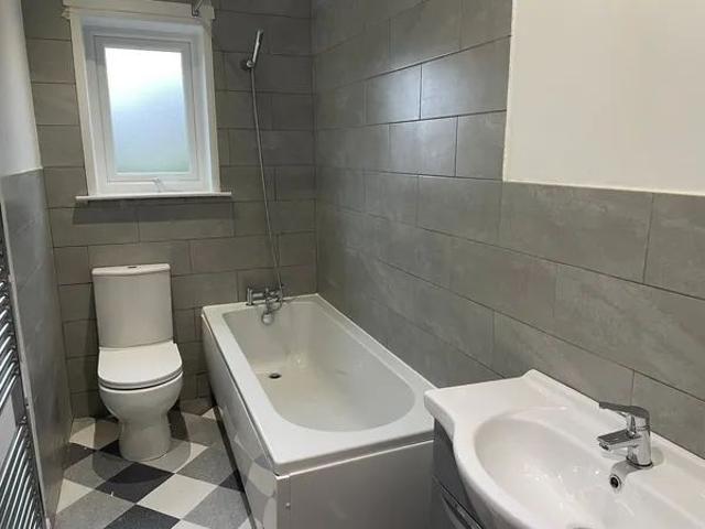 Wilford Crescent, Nottingham, NG11, Property for rent
