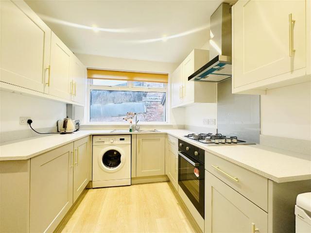 Wilford Crescent East, Nottingham NG2, 4 bed shared accommodation to rent, £1,733 pcm | PrimeLocation