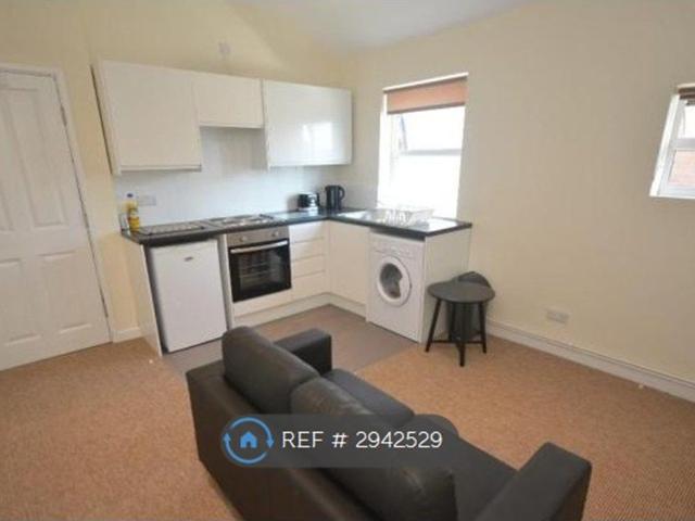Wilford Lane, West Bridgford, Nottingham NG2, Studio to rent, £650 pcm | PrimeLocation