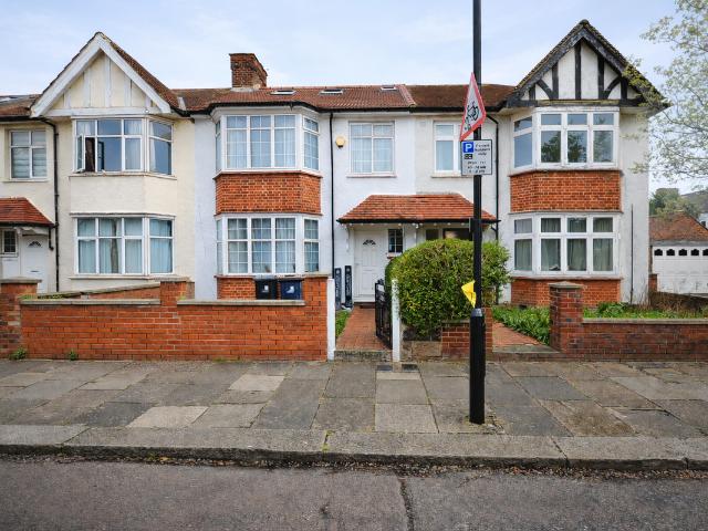 Wilfrid Gardens, London W3, 4 bed terraced house to rent, £3,500 pcm | PrimeLocation
