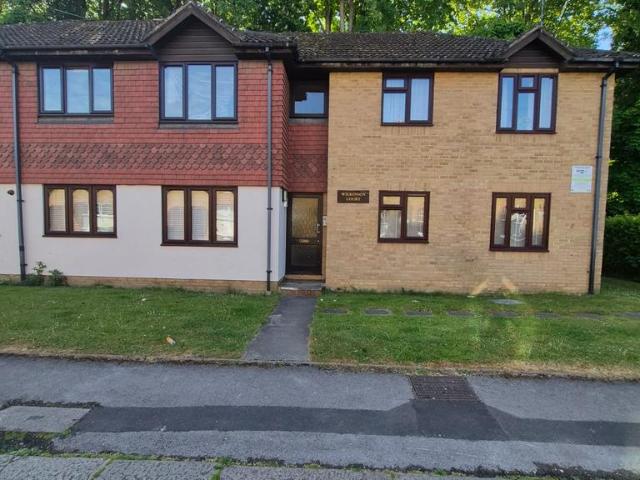 Wilkinson court, Coulsdon CR5 1 bed flat to rent £1,000 pcm £231 pw