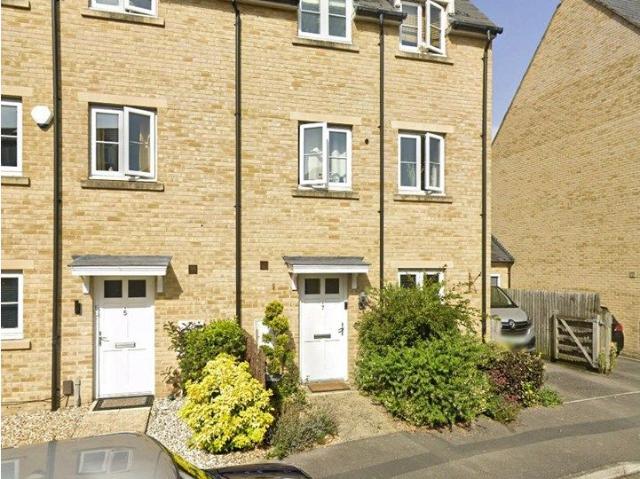 Wilkinson Place, Witney OX28, 3 bed semi detached house to rent, £1,820 pcm | PrimeLocation