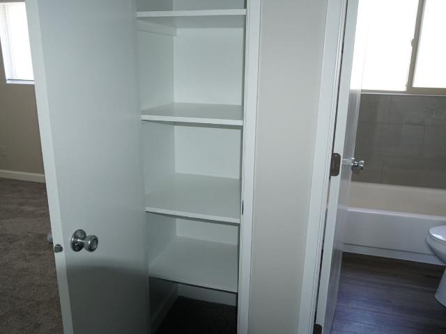 Willamette Center 2 Bedroom Apartment for Rent at 1684 8th Ave, West Linn, OR 97068 Willamette
