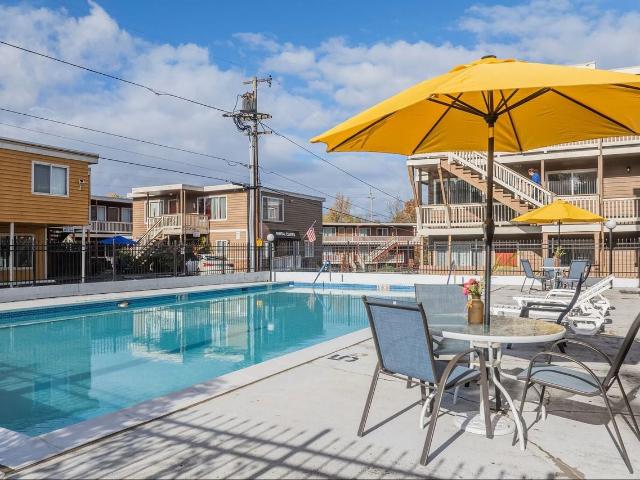 Willamette Terrace Apartments 3 Bedroom Apartment for Rent at 357 Owens St S, Salem, OR 97302 South Central