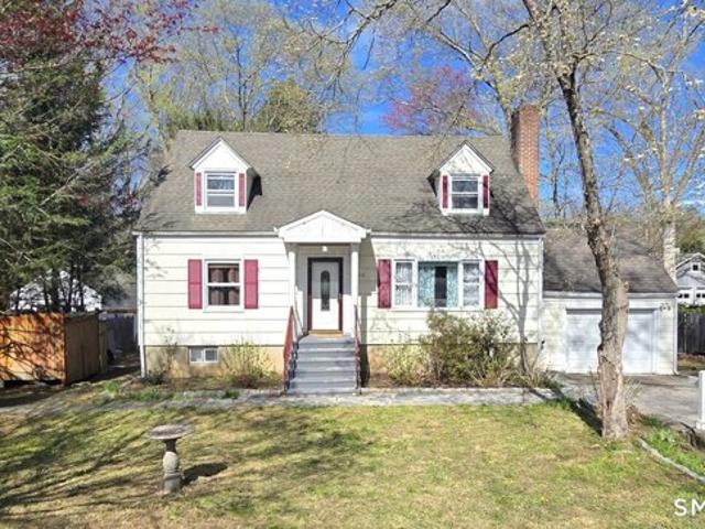 Willard Ter, Stamford, Home For Sale