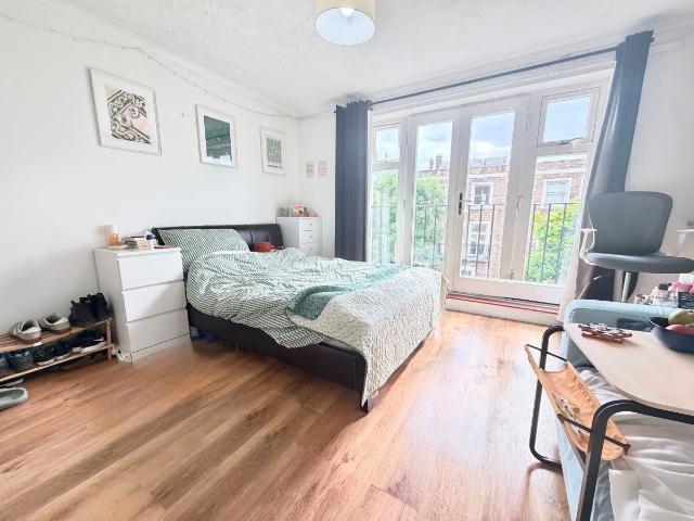 Willes Road, London NW5, 3 bed maisonette to rent, £3,300 pcm | PrimeLocation