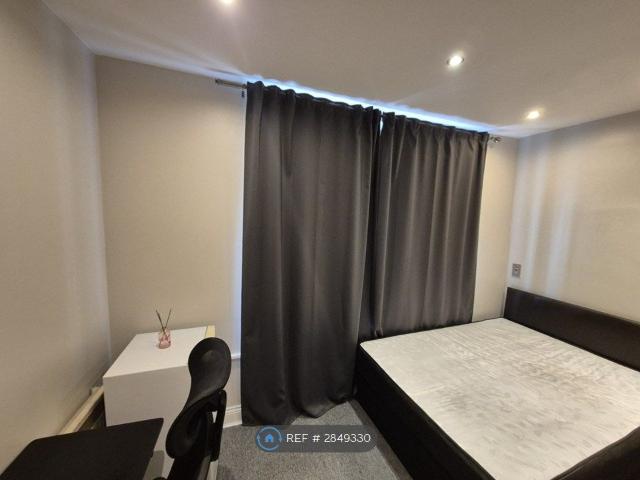 Willesden, London NW10, Room to rent, £800 pcm | PrimeLocation
