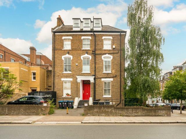 Willesden Lane, Kilburn NW6, 2 bed flat to rent, £2,150 pcm | PrimeLocation