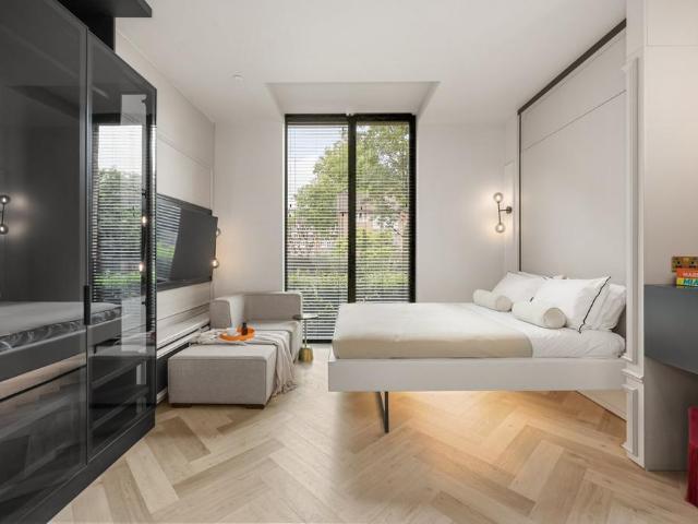 Willesden Lane, London Studio to rent £1,650 pcm £381 pw