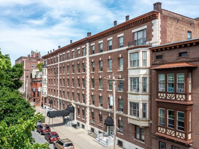 Willett Apartments 2 Bedroom Apartment for Rent at 88 Willett St, Albany, NY 12210 Center Square