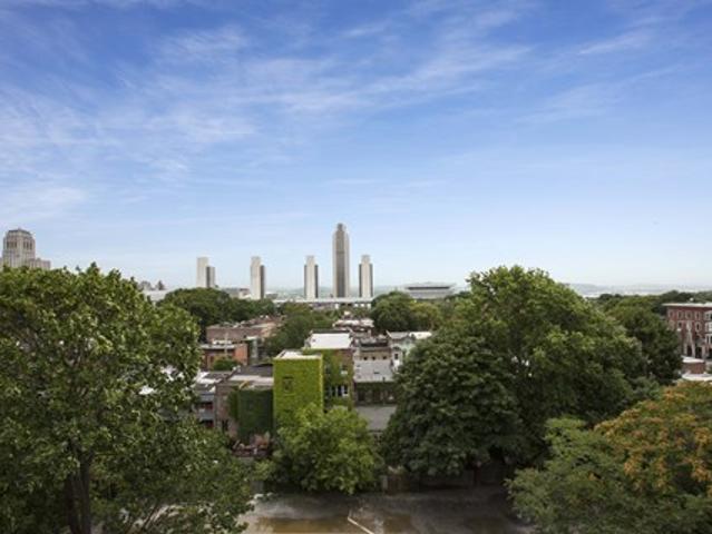 Willett Apartments 2 Bedroom 1 Bathroom with Den
