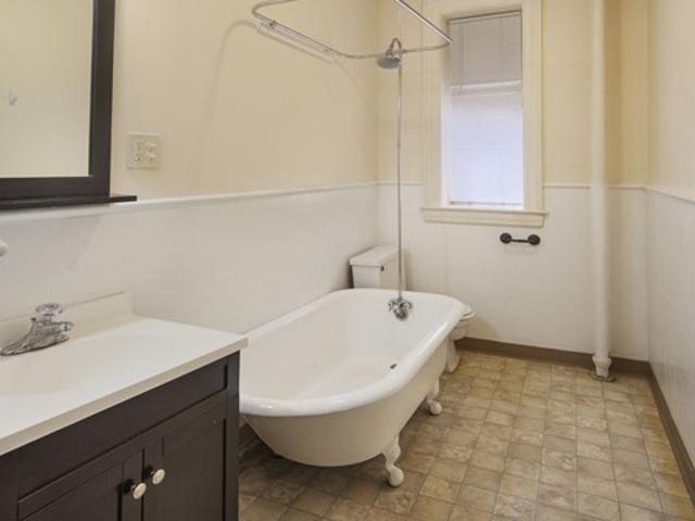 Willett Apartments Large 1 Bedroom 1 Bathroom