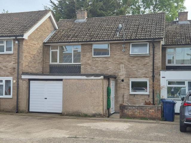 Willett Close, Northolt UB5, 3 bed property to rent, £1,795 pcm | PrimeLocation