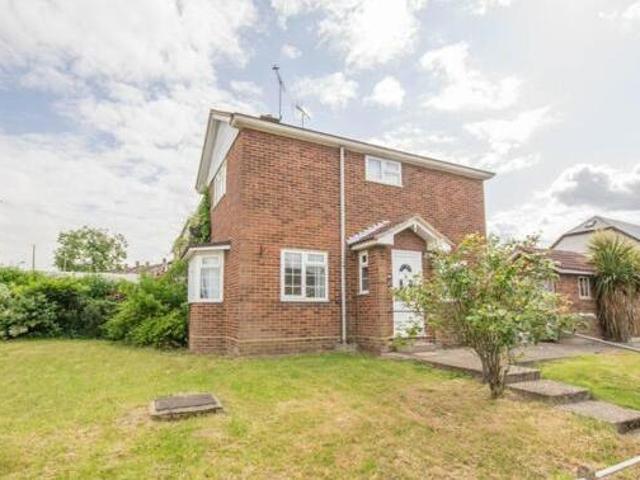 Willingale Close, Hutton, 2 Bedroom End