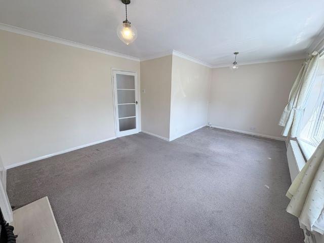 Willingdon Park Drive, Eastbourne