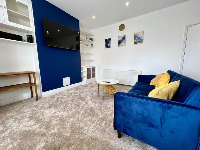 Willingdon Road, Wood Green, London N22, 3 bed maisonette to rent, £2,500 pcm | PrimeLocation