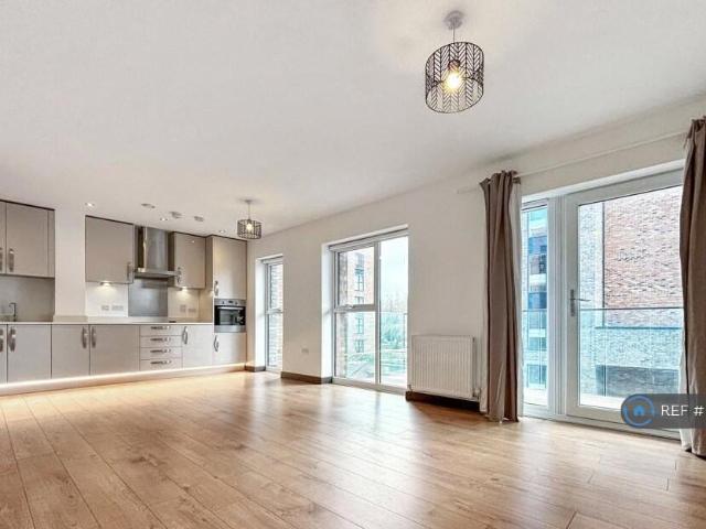 William Mundy Way, Dartford, DA1 2 bed flat to rent £1,850 pcm £427 pw