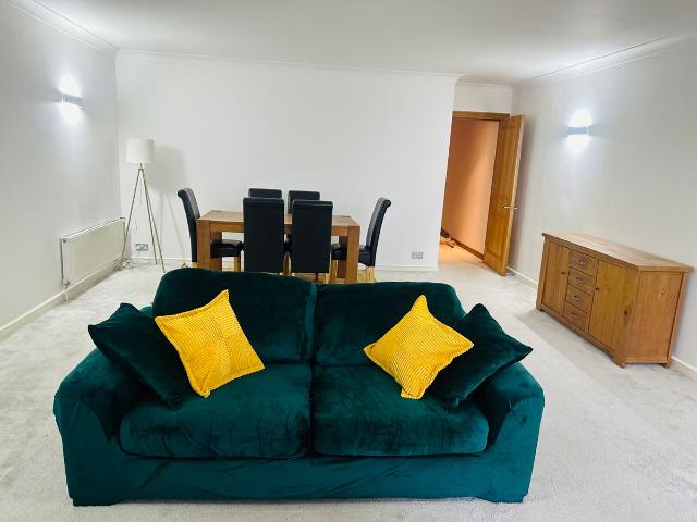 William Morris Way, London SW6, 2 bed flat to rent, £3,100 pcm | PrimeLocation