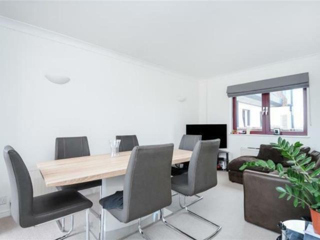 William Morris Way, London SW6, 2 bed flat to rent, £2,760 pcm | PrimeLocation