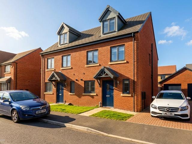 William Bayliss Drive, Wolverhampton WV2, 4 bed property to rent, £1,400 pcm | PrimeLocation
