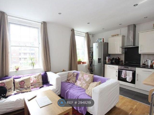 William Bonney Estate, London SW4, 3 bed flat to rent, £3,150 pcm | PrimeLocation