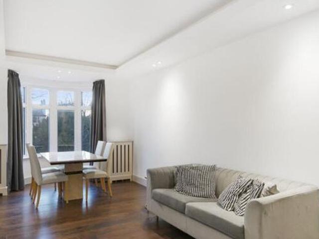 William Court, Hall Road, 2 Bedroom Flat