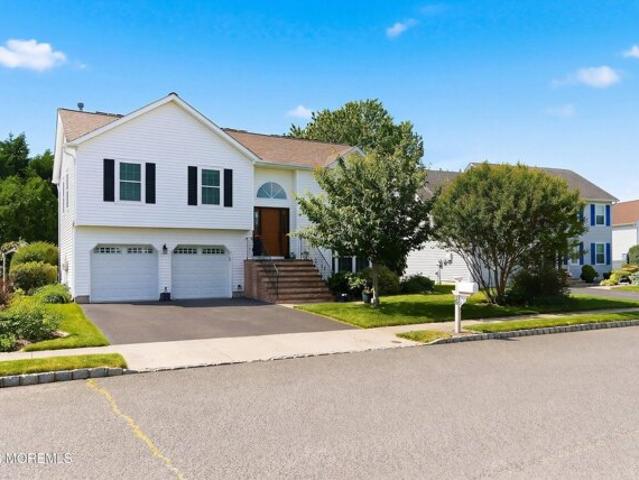 William Dr, Howell, Home For Sale