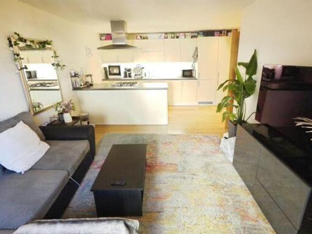 William Hunter Way, Brentwood, 2 Bedroom Apartment