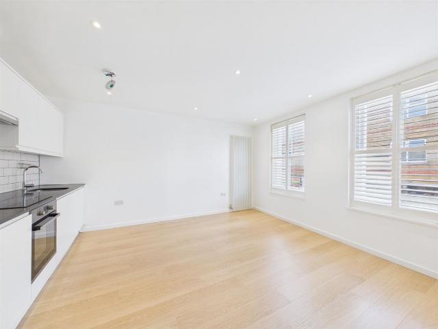 William Place, Bow E3, 1 bed flat to rent, £1,800 pcm | PrimeLocation