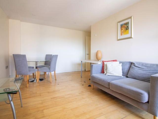 William Road, Euston NW1, 2 bed flat to rent, £3,350 pcm | PrimeLocation