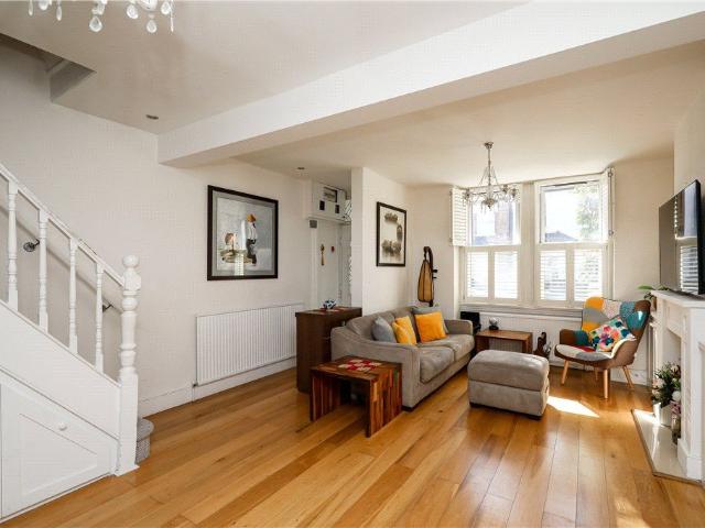 William Road, Wimbledon SW19, 4 bed terraced house to rent, £4,500 pcm | PrimeLocation