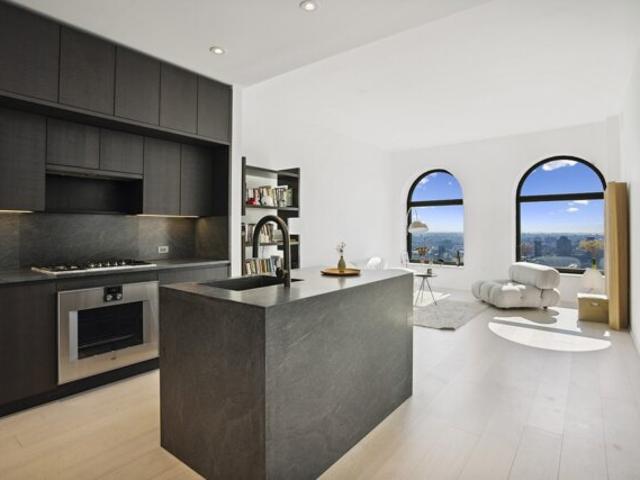 William St Apt B, New York, Condo For Sale