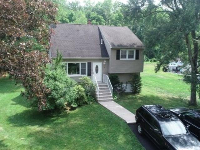 William St, Lincoln Park, Home For Sale