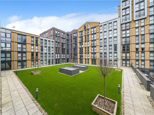 William Street, Birmingham, West Midlands B15, 2 bed flat to rent, £1,250 pcm | PrimeLocation