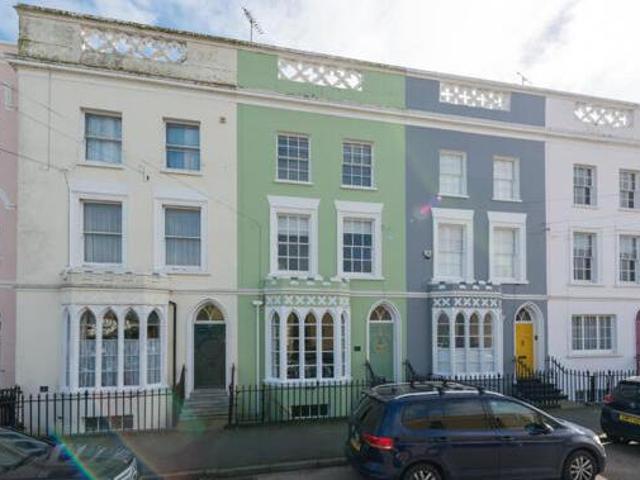William Street, Herne Bay, 5 Bedroom Town